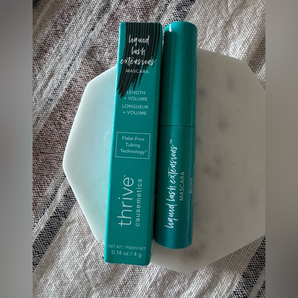 thrive causemetics | Makeup | New Thrive Causemetics Mini Travel Sized ...
